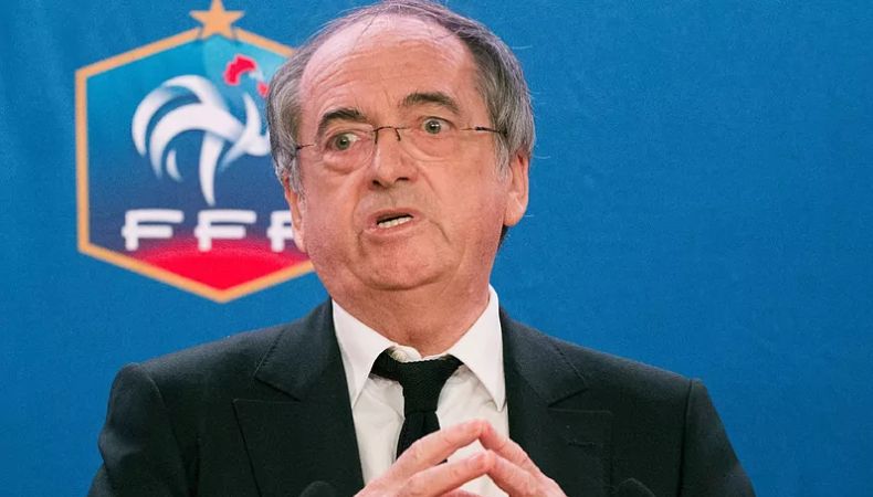 FFF desliga de su cargo a Le Graët