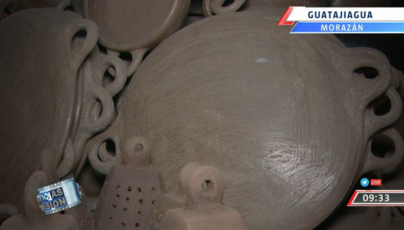 Guatajiagua, característico por sus artesanías de barro negro