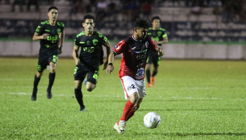 Santa Tecla obtuvo un punto ante el vigente campeón FAS