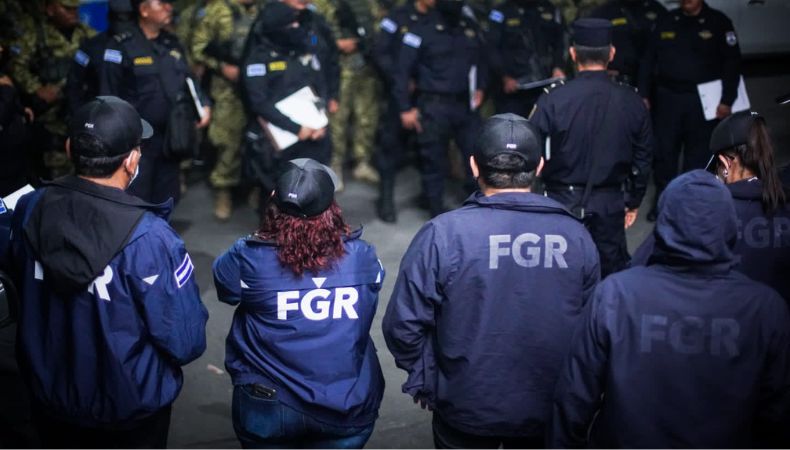 FGR capturó a personas acusadas de estafa, extorsión y robo