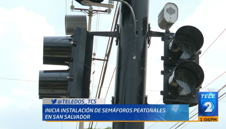 Autoridades inician la instalación de semáforos peatonales