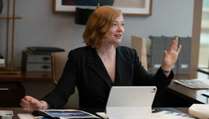 Sarah Snook presentó a su primer hijo en redes sociales