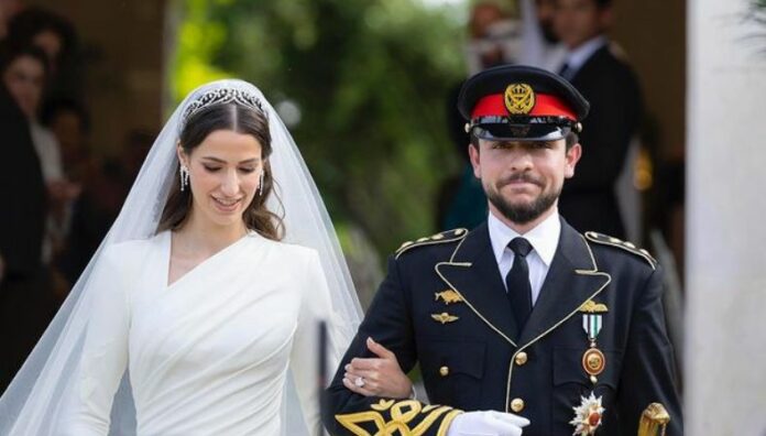 El príncipe Hussein de Jordania se casa con una arquitecta en una boda ...