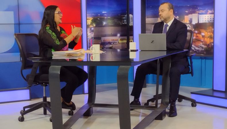 "Las propuestas tienen trasfondo electoral": Ruth López