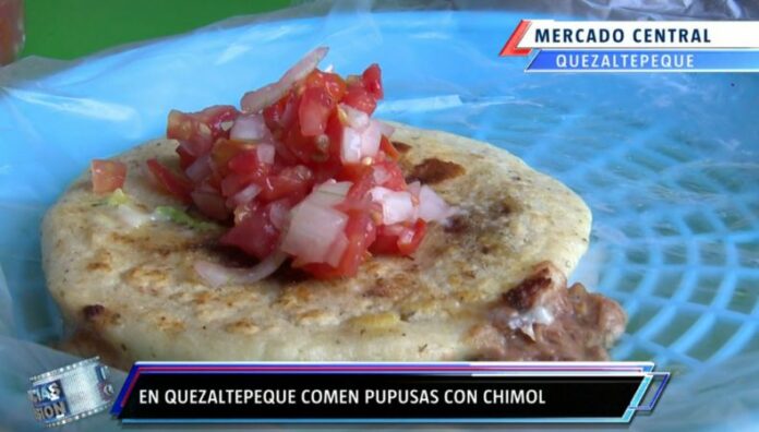 ¡Pupusas con chimol! ¿Se atreve aprobar este platillo inusual?