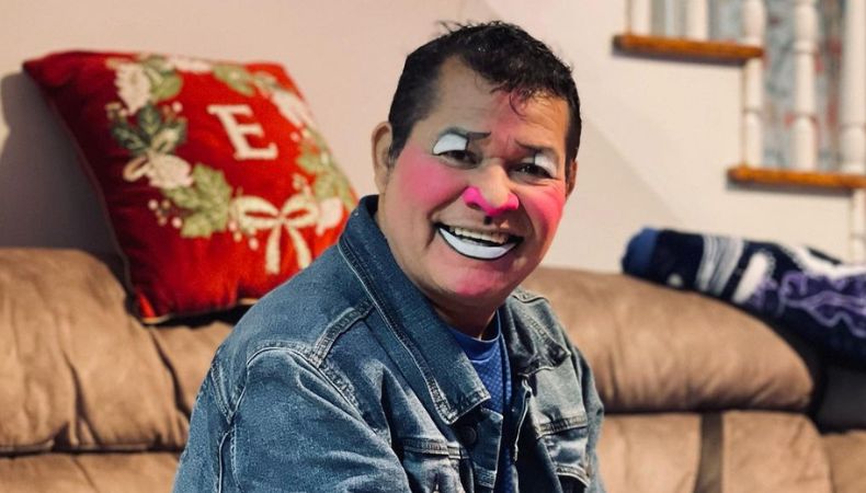 ¡Cocolito muestra su disgusto en pleno show!