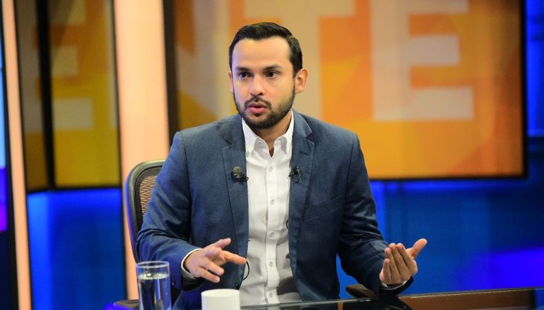 "Un gestor no puede detener decomisar un vehículo": Reyes