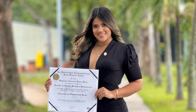 ¡Un orgullo! Katherinne Rivera alcanzó otro logro profesional