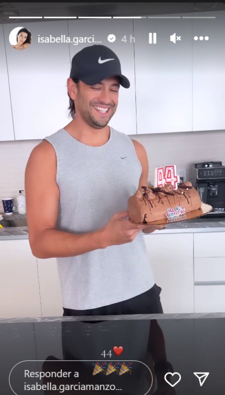 El padre de Isabella García-Manzo llega a su cumpleaños #44