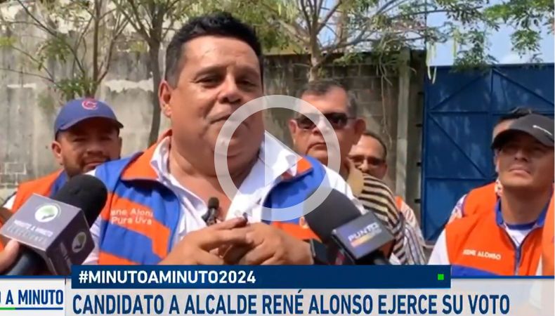 René Alonso ejerce su voto en San Sebastián Salitrillo